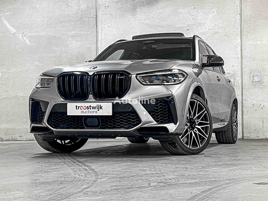 Prodaje se BMW X5 krosover na aukciji