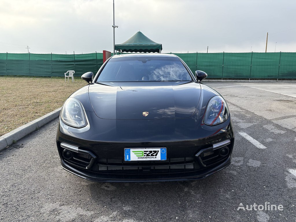 Porsche Panamera 4 E-HYBRID karavan