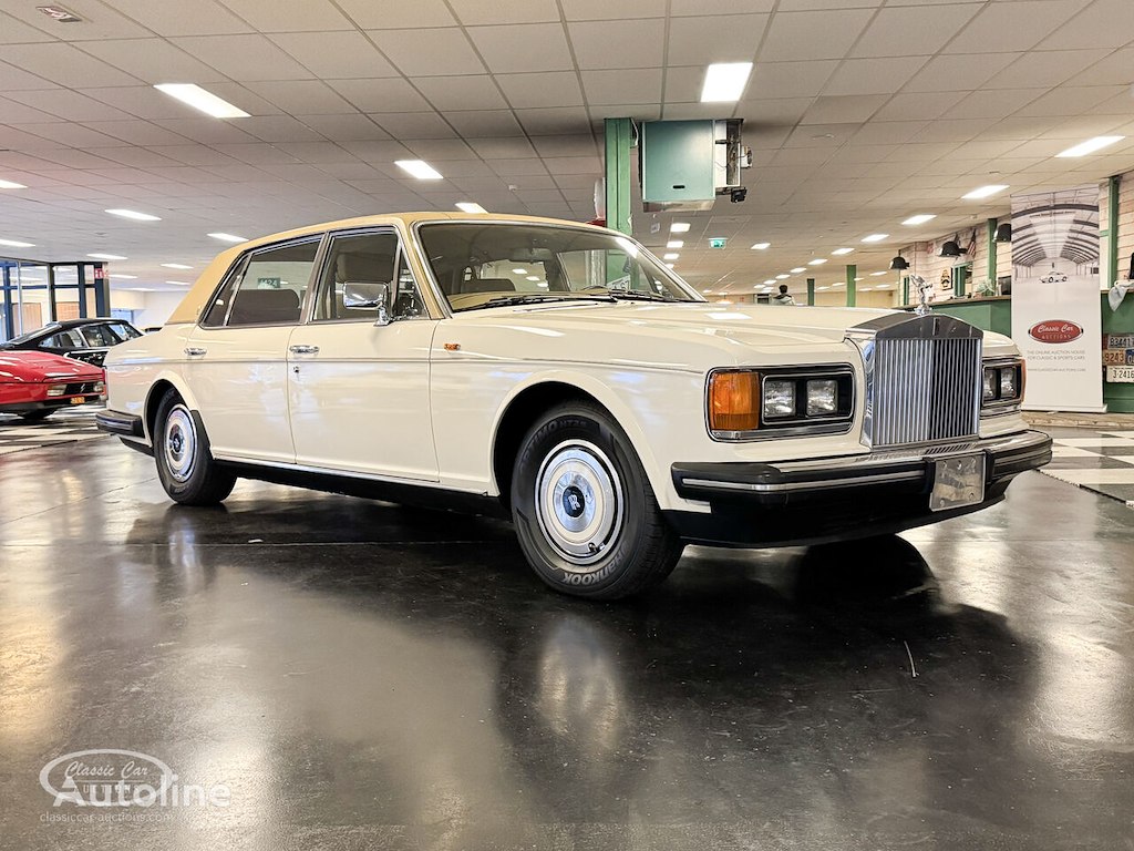 Prodaje se Rolls-Royce Silver Spur sedan na aukciji