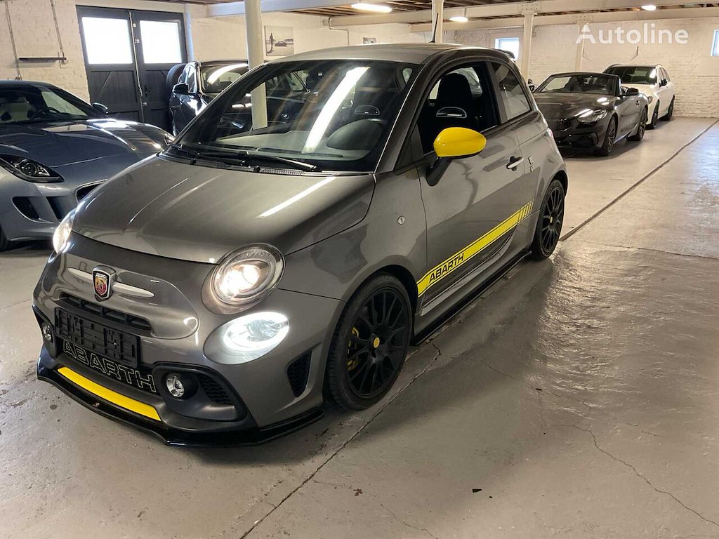 Prodaje se FIAT Abarth 500 Pista hečbek na aukciji