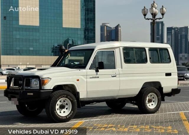 Toyota LAND CRUISER 70 terenac