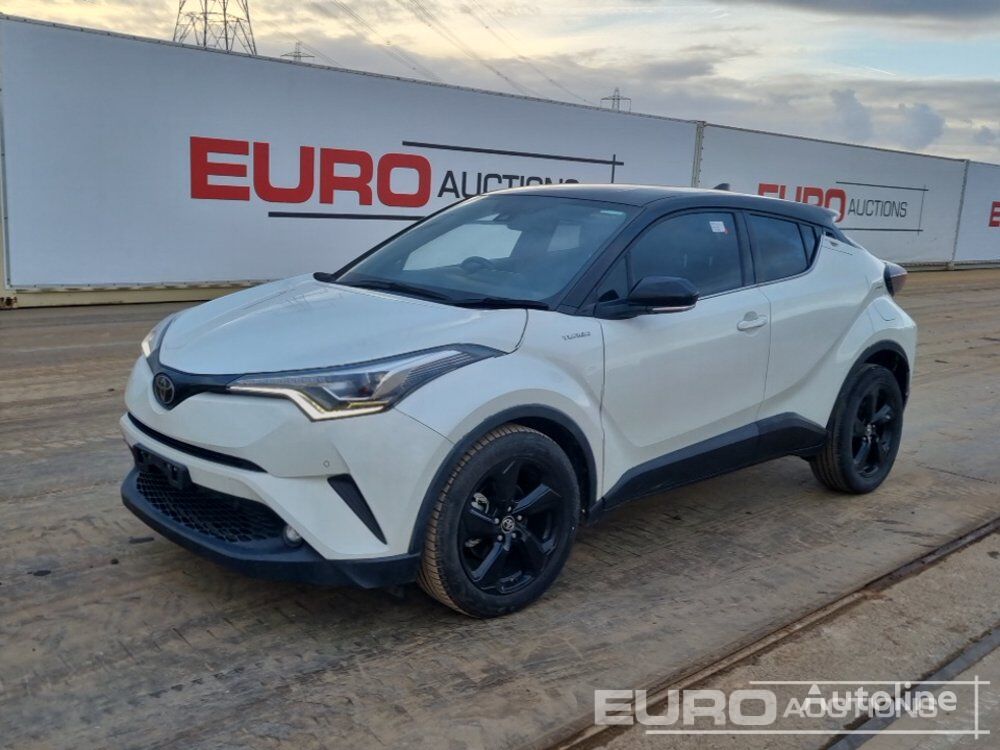 Prodaje se Toyota C-HR krosover na aukciji