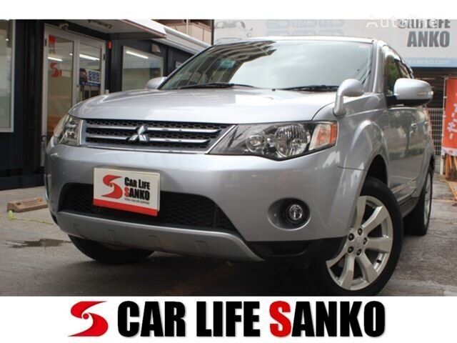 Mitsubishi OUTLANDER krosover