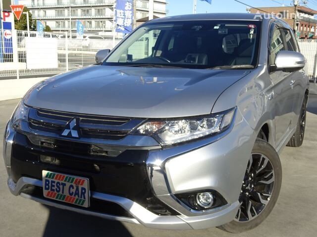 Mitsubishi OUTLANDER krosover