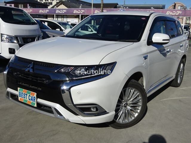 Mitsubishi OUTLANDER krosover