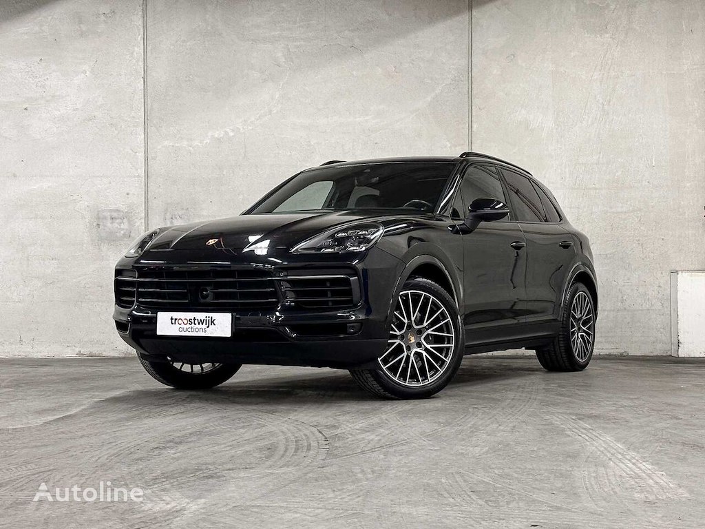 Prodaje se Porsche Cayenne krosover na aukciji