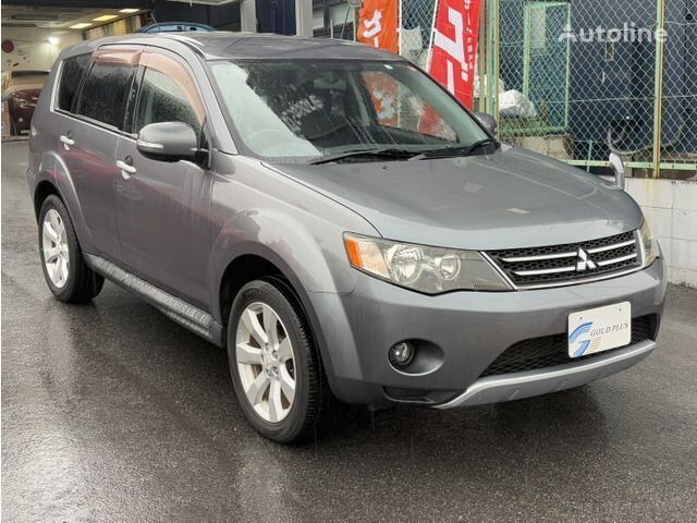 Mitsubishi OUTLANDER krosover