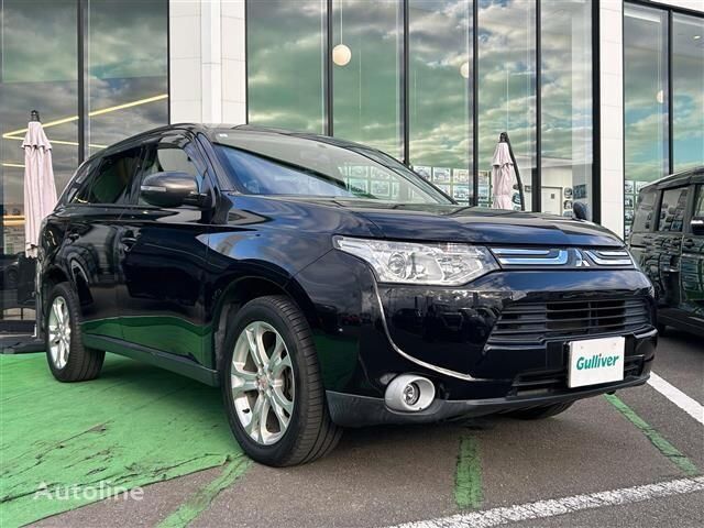 Mitsubishi OUTLANDER krosover