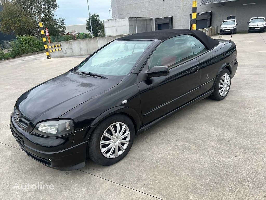 Prodaje se Opel 2004 - Personenauto kabriolet na aukciji