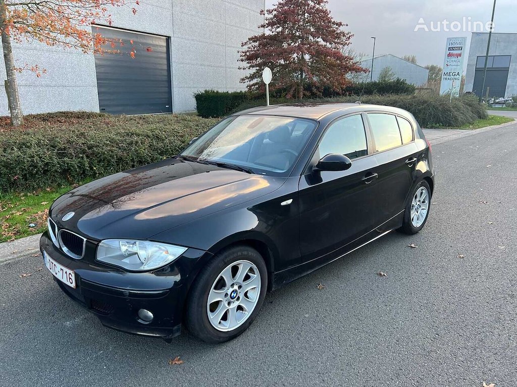 Prodaje se BMW 116 hečbek na aukciji