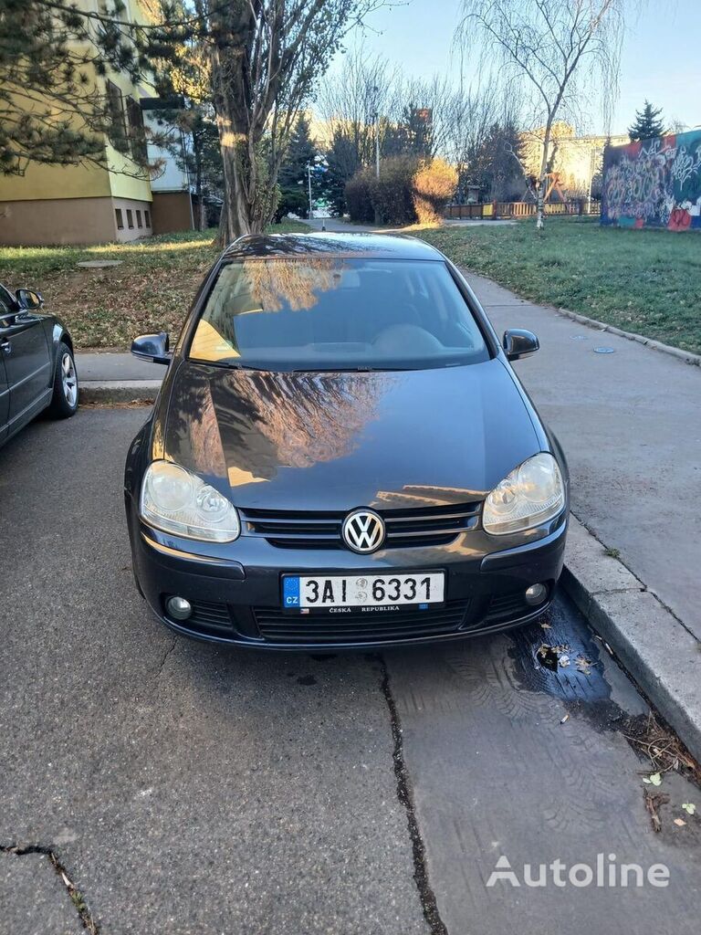 Volkswagen GOLF hečbek