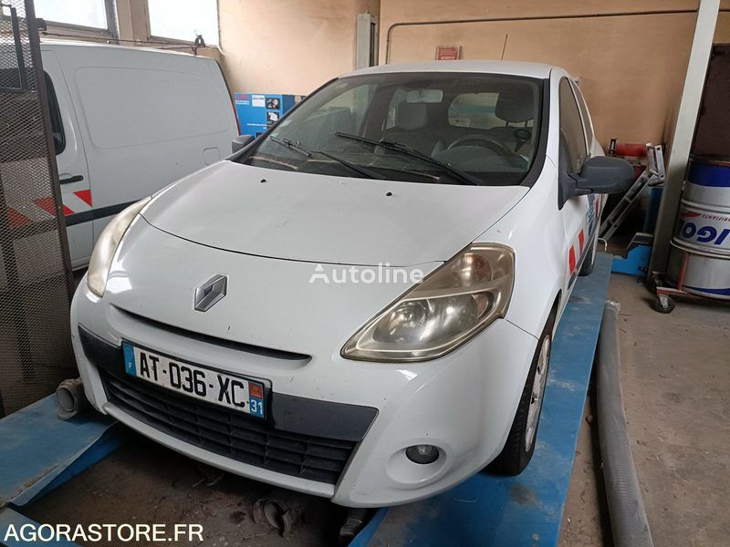 Prodaje se Renault CLIO hečbek na aukciji