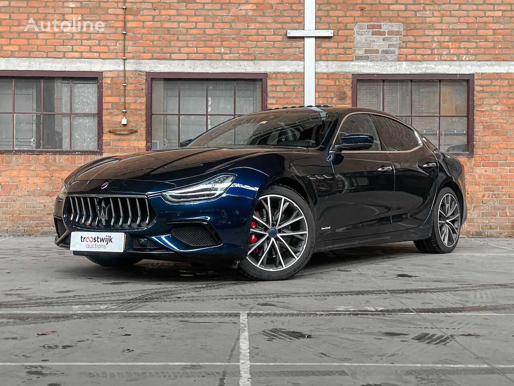 Prodaje se Maserati Ghibli sedan na aukciji