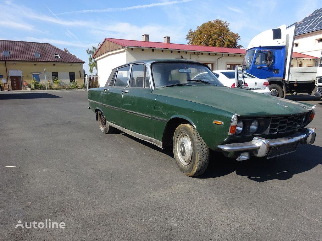 Rover 2000TC sedan