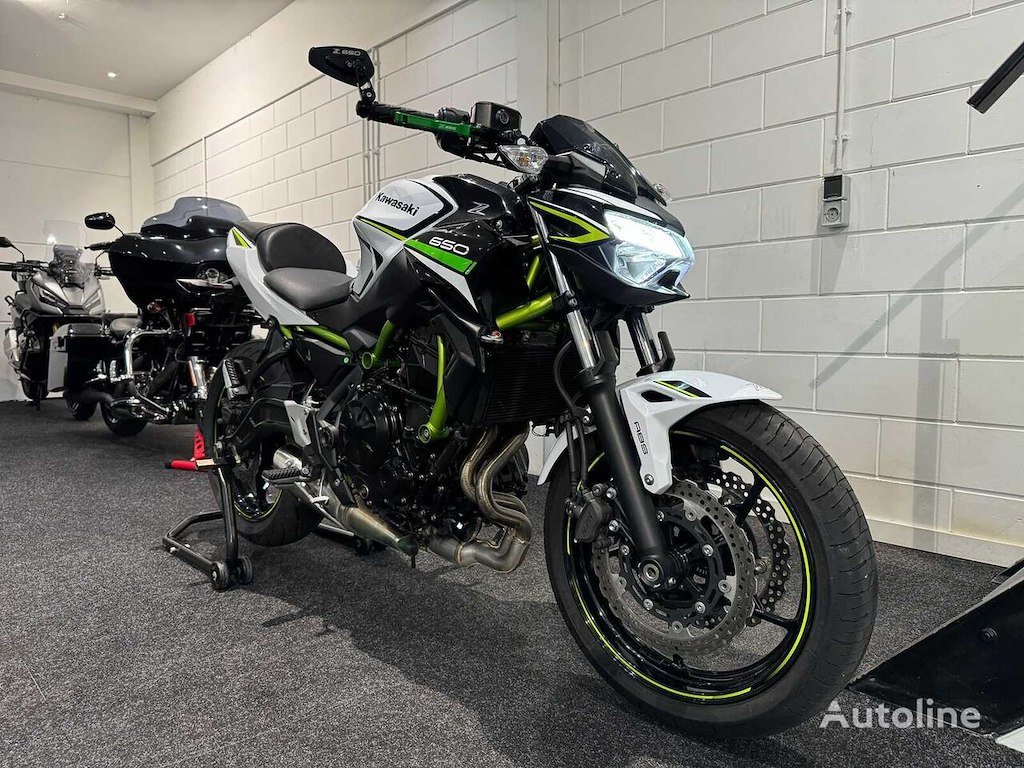 Prodaje se Kawasaki Tour motocikl na aukciji