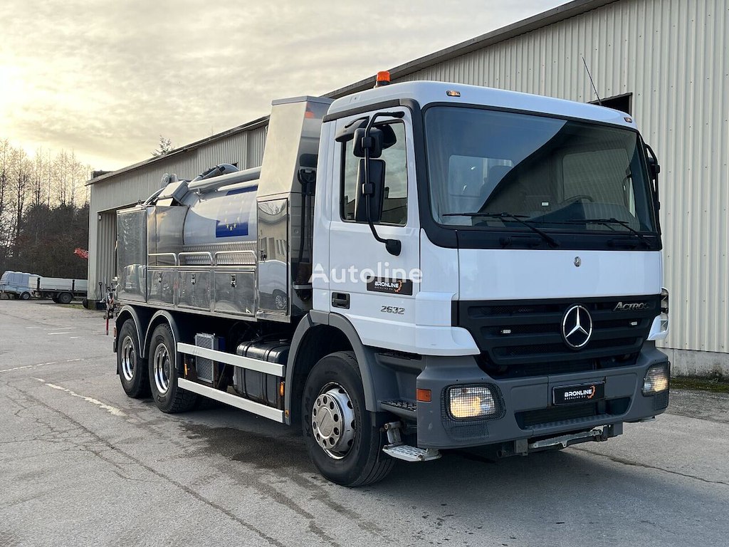 Prodaje se Mercedes-Benz Actros 2632K autofekalac na aukciji