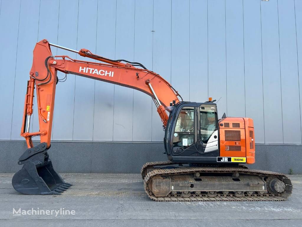 Hitachi ZX 225 US LC-6 bager guseničar