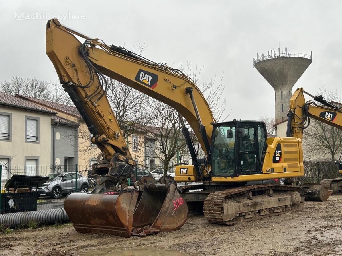 Caterpillar 330 bager guseničar