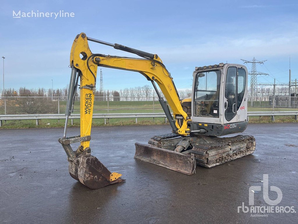 Prodaje se Wacker Neuson 6003 mini bager na aukciji