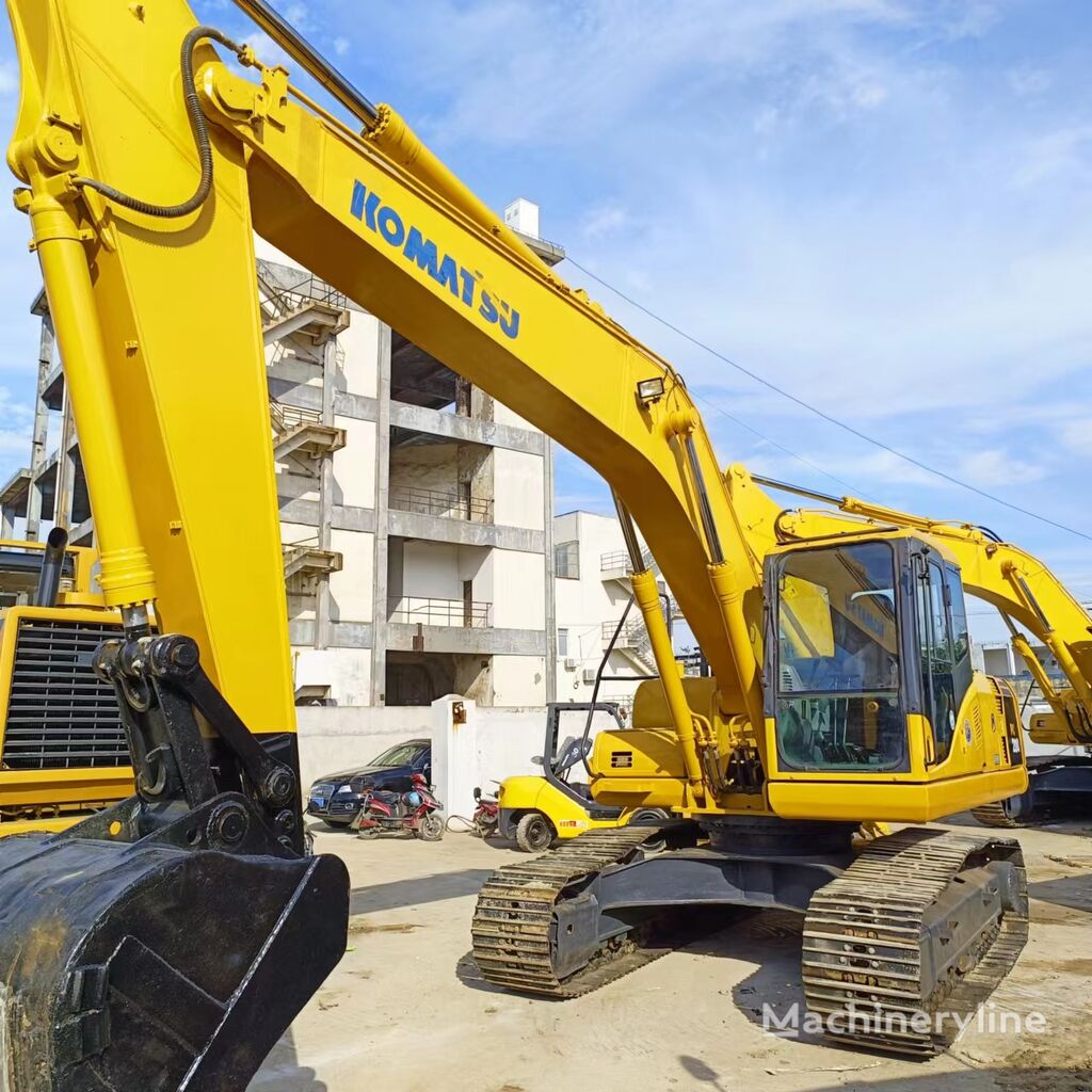 Komatsu PC200-7 bager guseničar