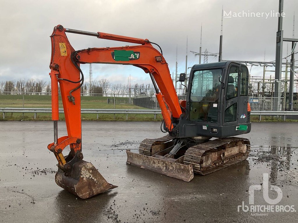 Prodaje se Doosan DH60-7 mini bager na aukciji