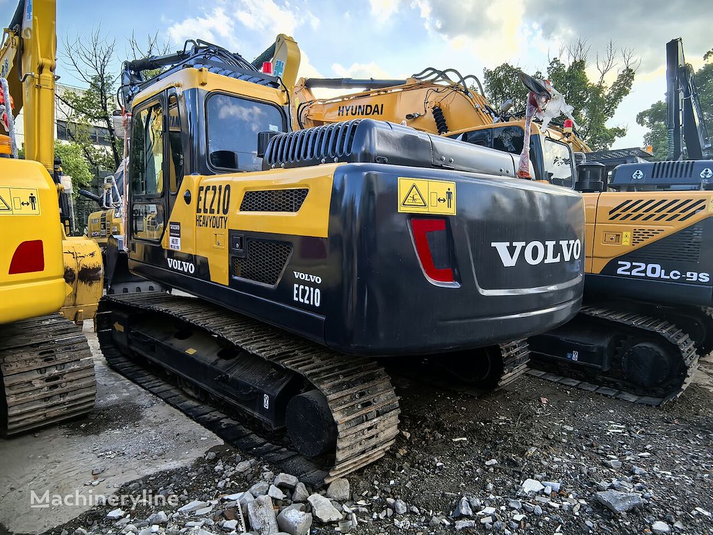 Volvo EC210 bager guseničar