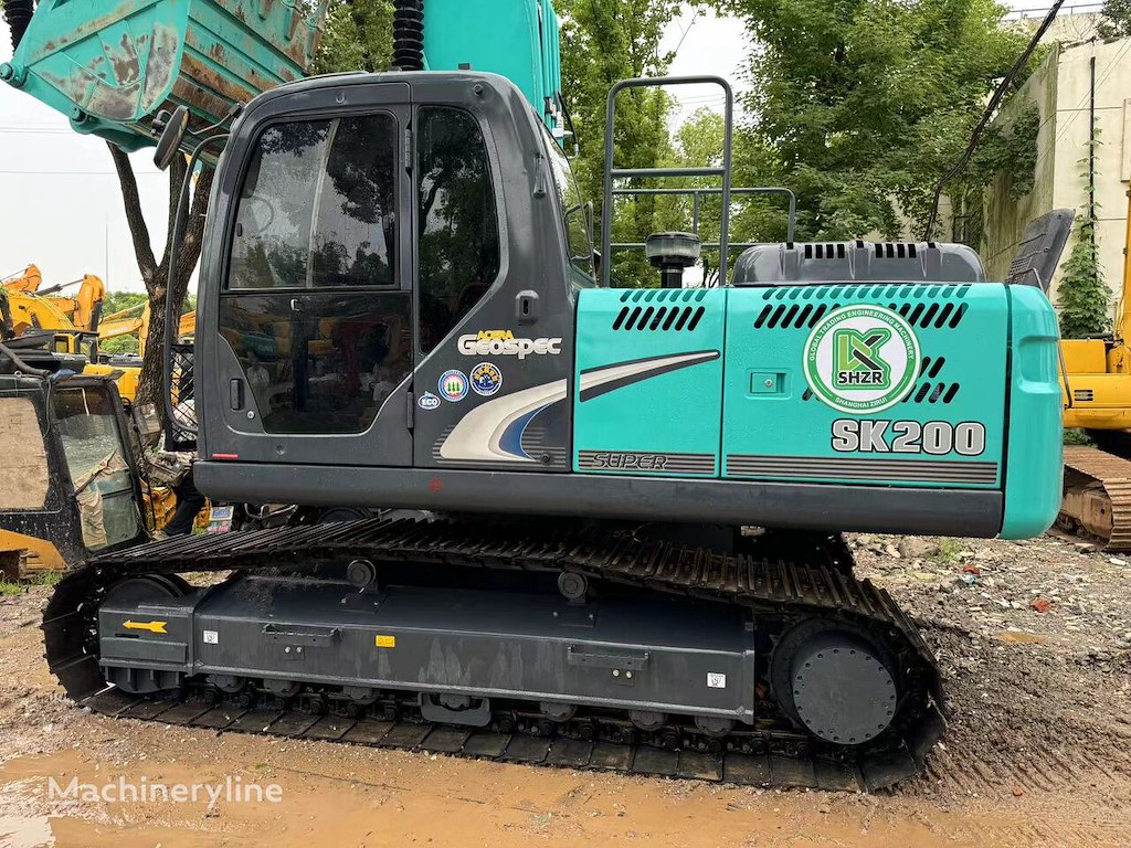 Kobelco SK200 bager guseničar