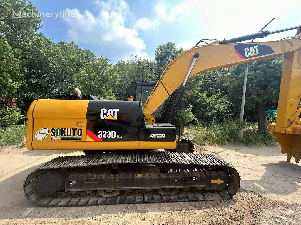 Caterpillar 323DL bager guseničar