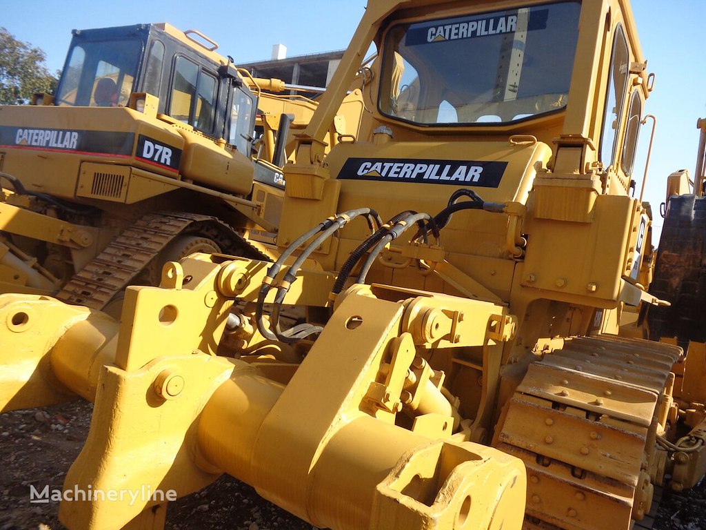 Caterpillar D7G buldožer