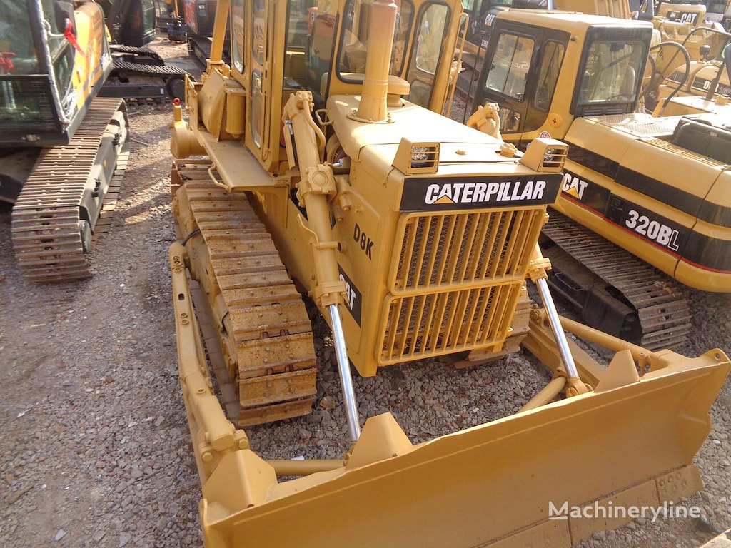 Caterpillar D8K buldožer