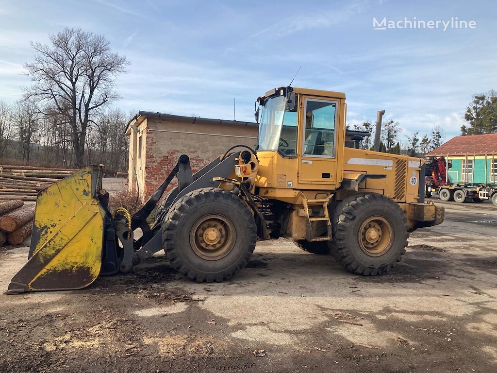 Volvo L70D prednji utovarivač