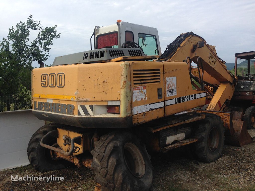 Liebherr 900 LITROM bager guseničar po rezervnim delovima