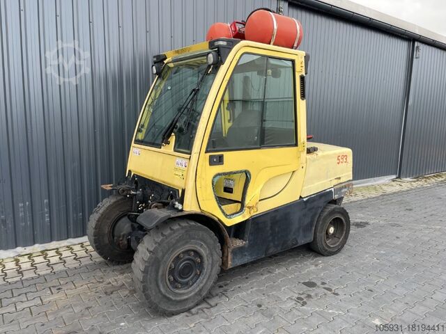 LPG viljuškari
Hyster H5.5FT