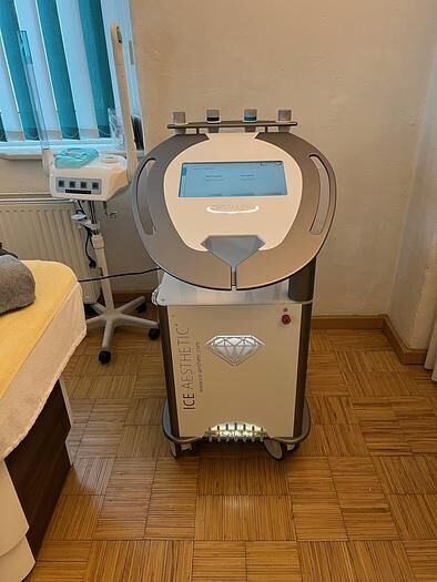 Deleo CRISTAL PRO kozmetološka oprema