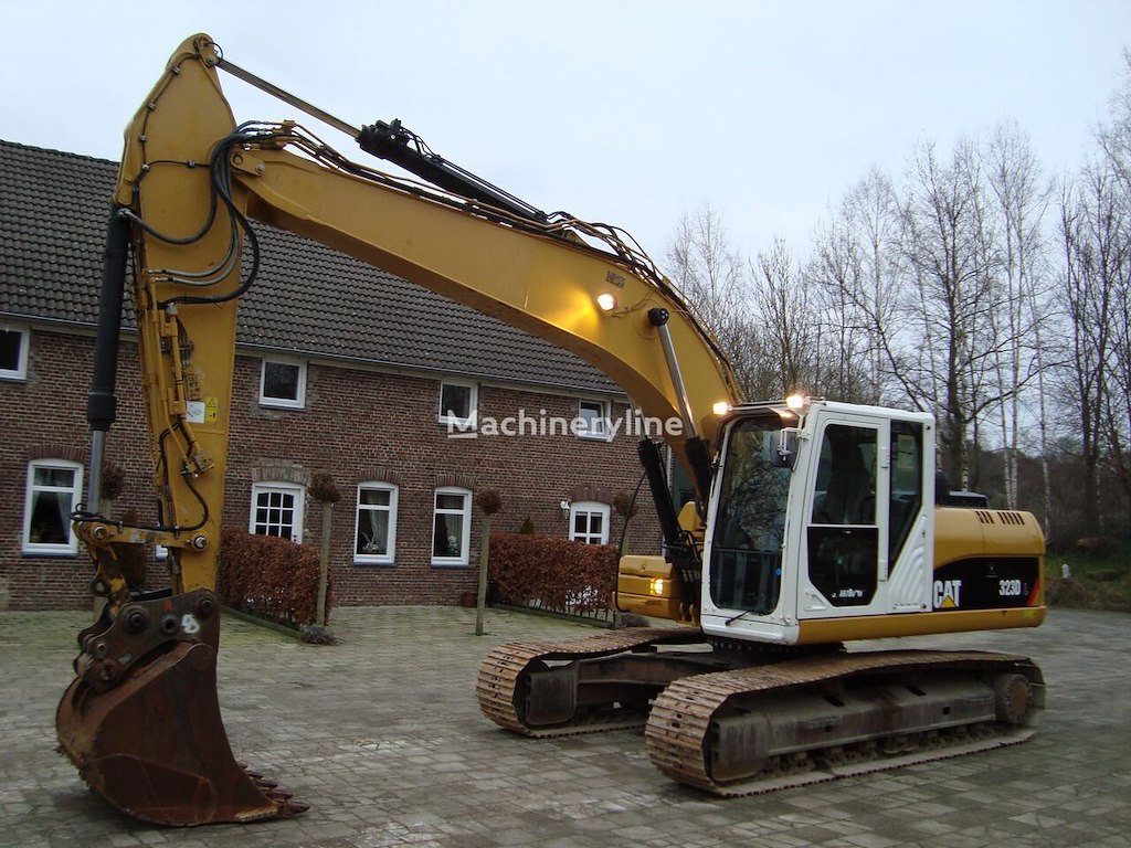 Caterpillar 323D ** Exclusive perfect condition * NO PRICE DISCOUNT ** bager guseničar