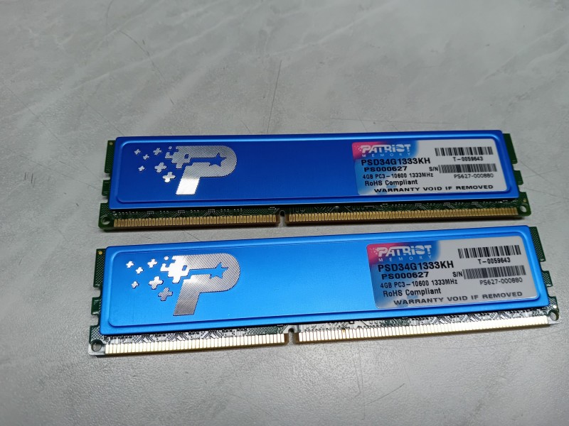 2x2gb ddr3 patriot 1333mhz ispravne
