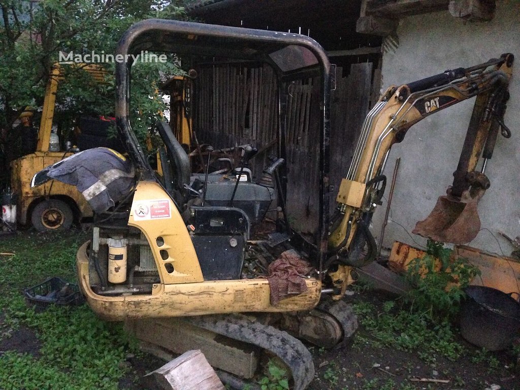 Deutz motor za Caterpillar 301.8 mini bagera