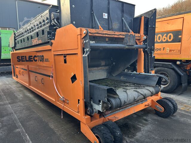 Ekran palube
Doppstadt Selector 800