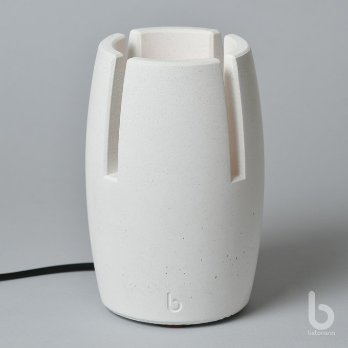 Stona lampa Lotus O