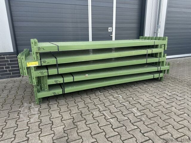 High-bay magacinska paleta crossbeam
BITO PL 38 / lichte Weite: 2.700 mm / Kastenprofil: 82 x 50 mm