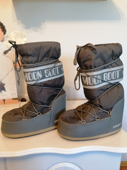 MOON BOOT ČIZME 42-44 EXTRA PONUDA 8000