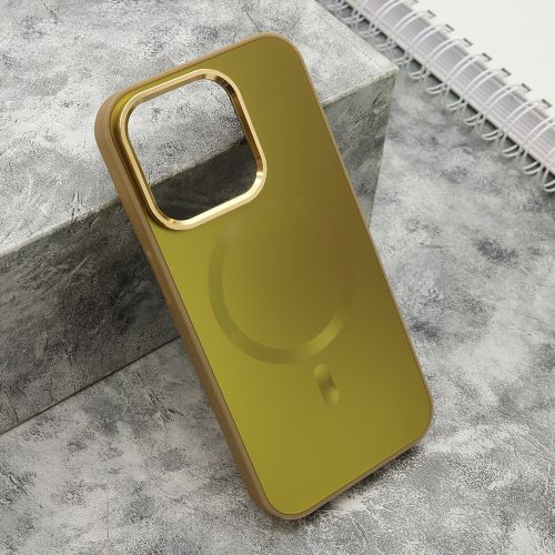 Futrola - maska COLOR METAL MagSafe za iPhone 15 Pro (6.1) zlatna (MS)