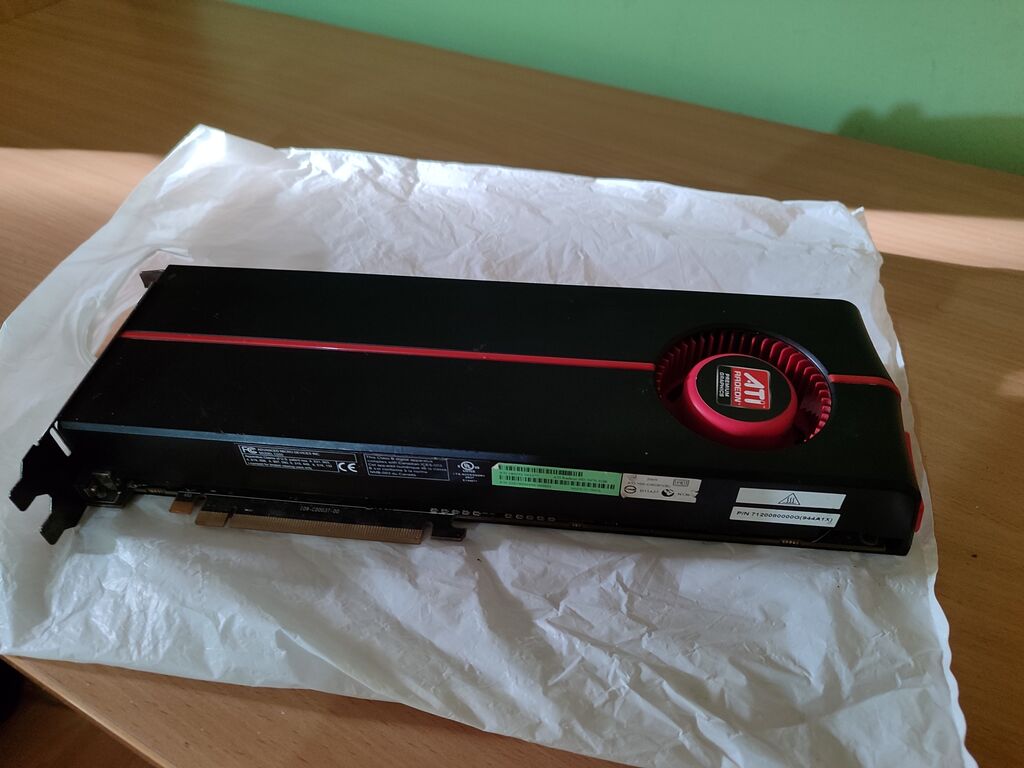 Amd radeon hd 5970 2 gb U dobrom stanju. Ne znam da li radi. Ima