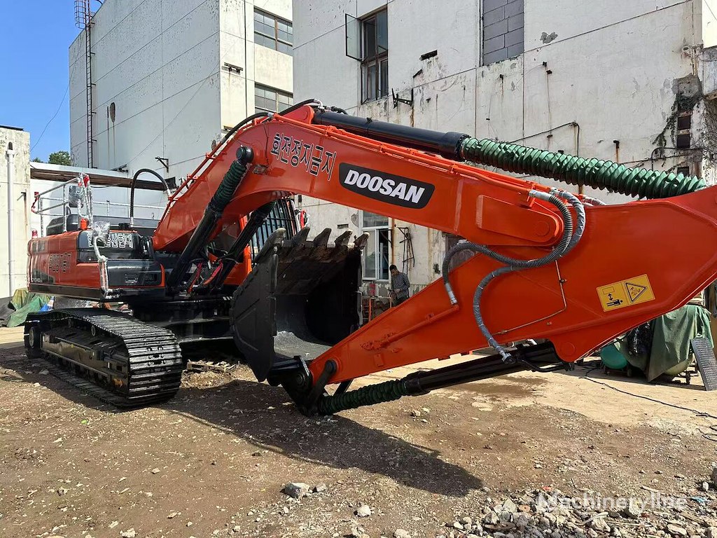 Doosan DX340LCA bager guseničar