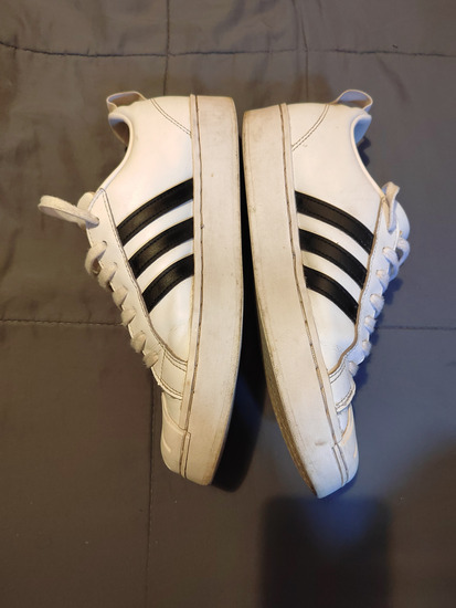     RASPRODAJA    Adidas Super star 40 2/3