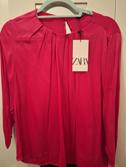 Zara svečana bluza sa etiketom