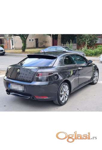 Alfa Romeo GT kacket