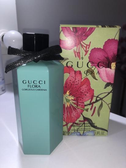 Gucci flora parfem