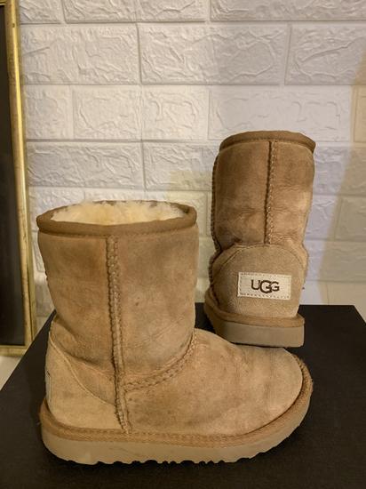 Ugg cizme za devojcice br 28,5