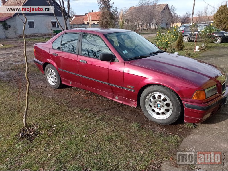 BMW 318 318i